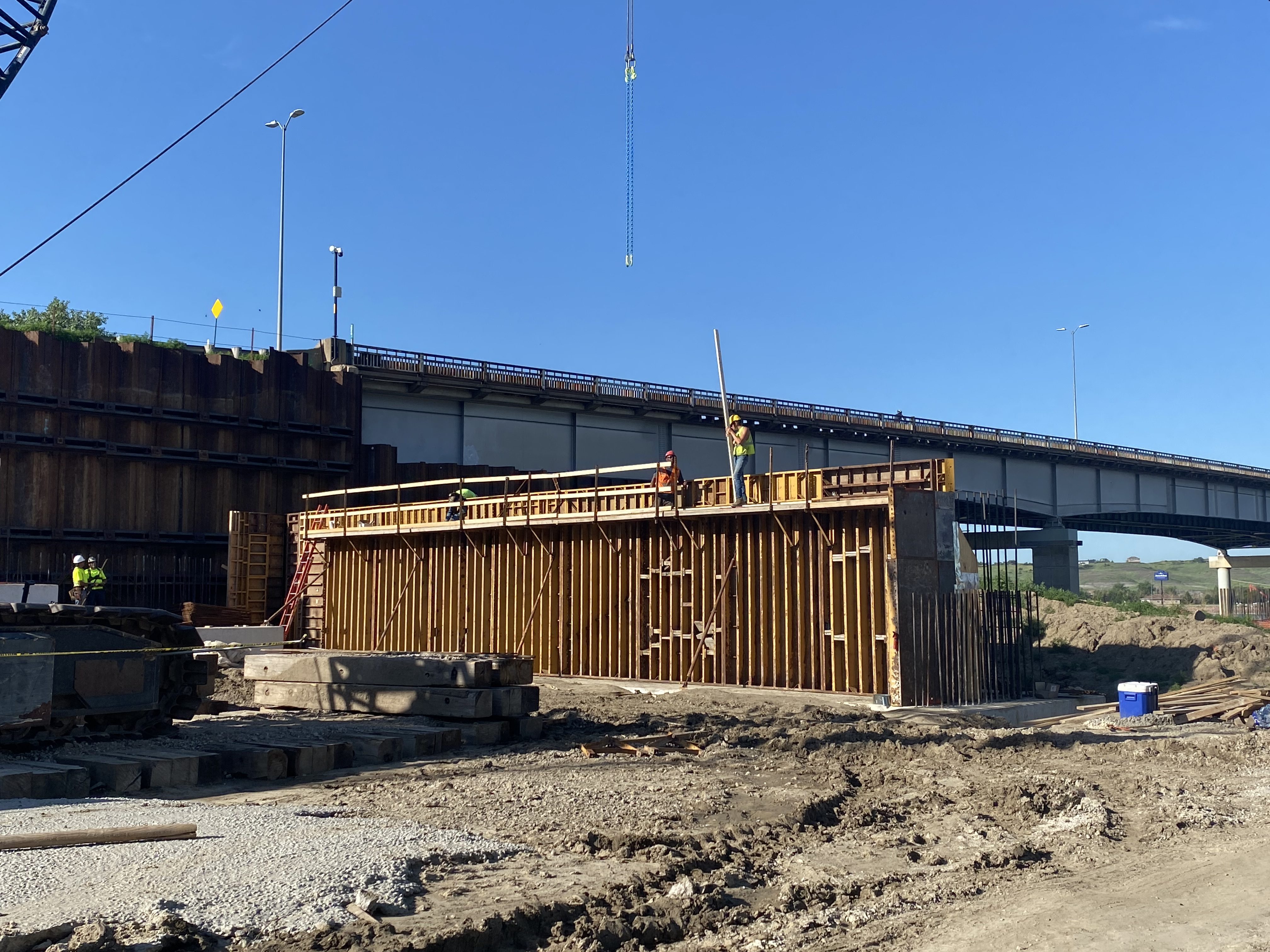 Your resource for continuous updates on the Pierre-Fort Pierre Bridge ...