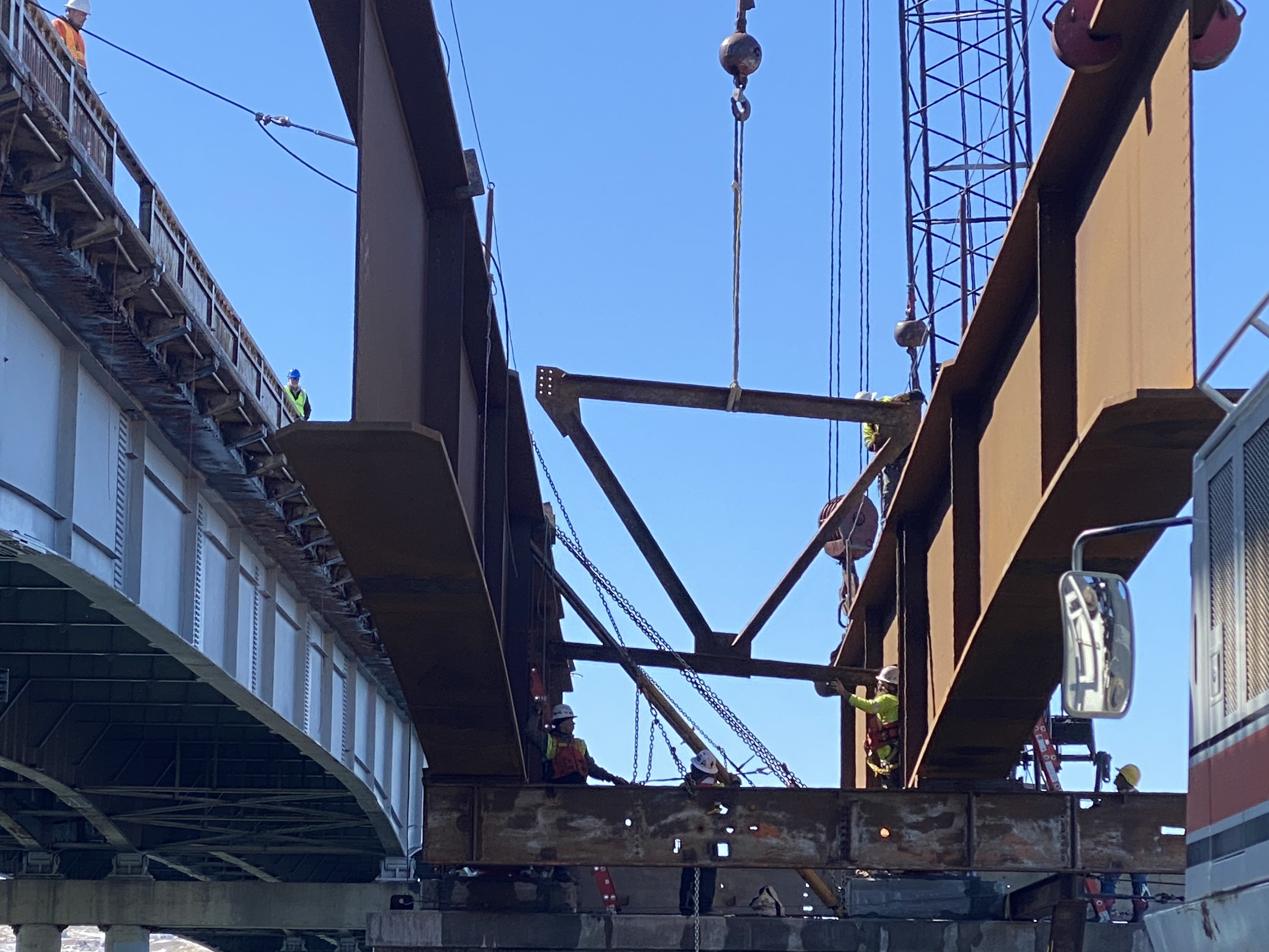 Your resource for continuous updates on the Pierre-Fort Pierre Bridge ...